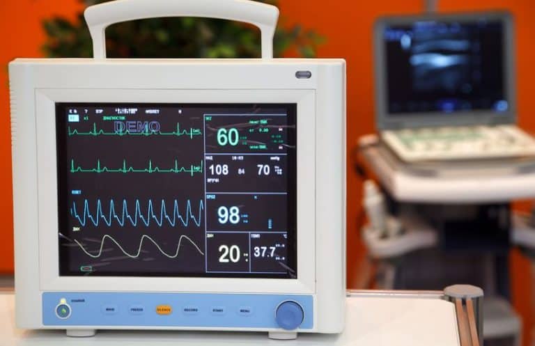 Choosing An EKG Machine Based On Lead Configuration | Gumbo Medical
