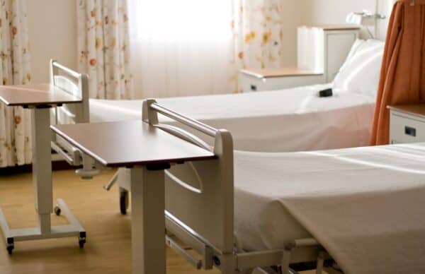 Should You Repair Or Replace Your Hospital Beds | Gumbo Medical