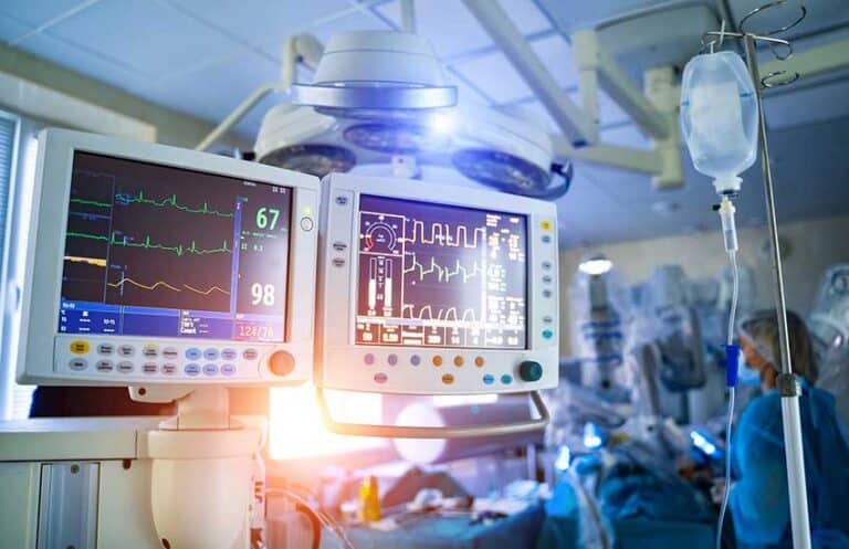 Essential Life-Saving Hospital Equipment You Need | Gumbo Medical